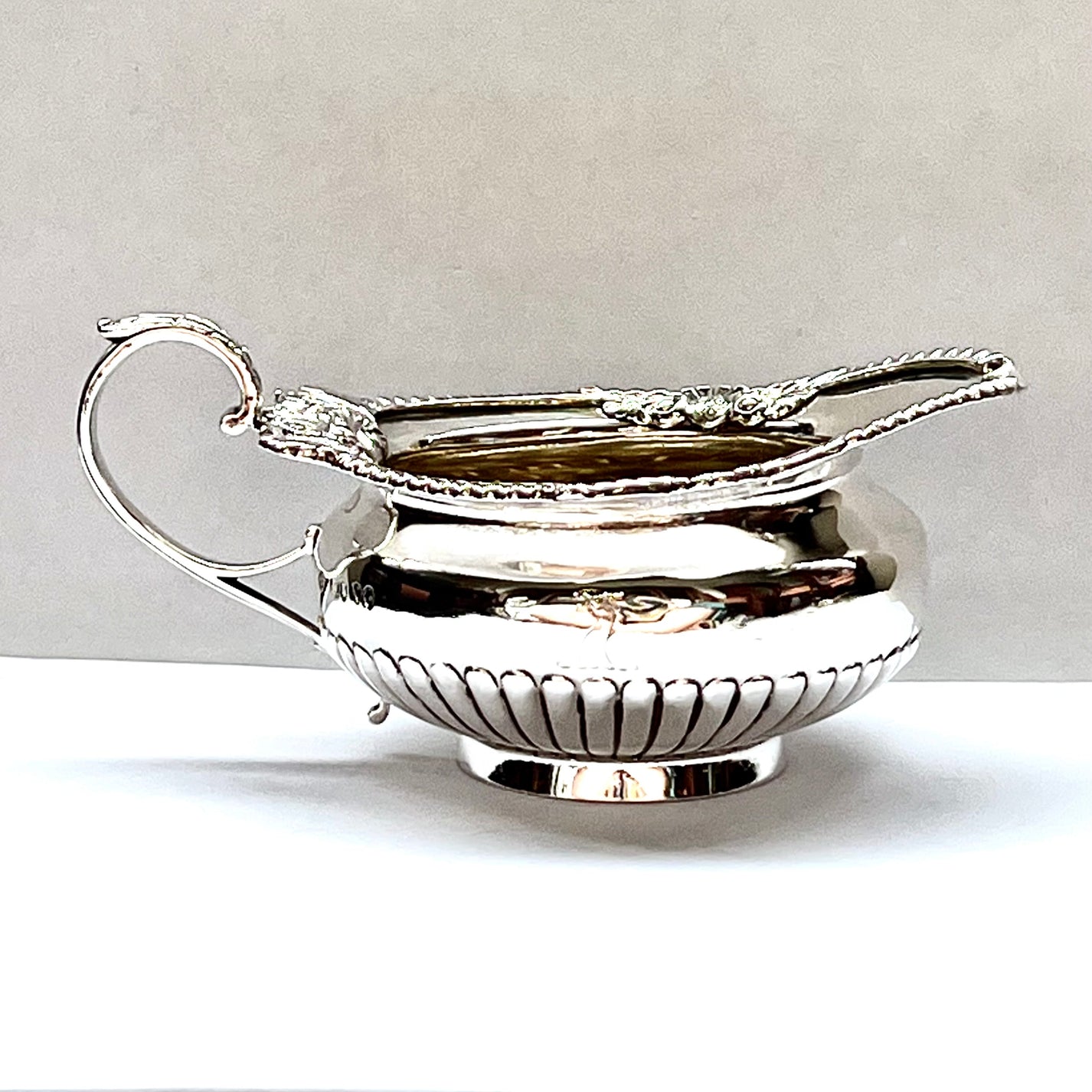 Antique late Victorian crested sterling silver creamer jug, Walter and ...