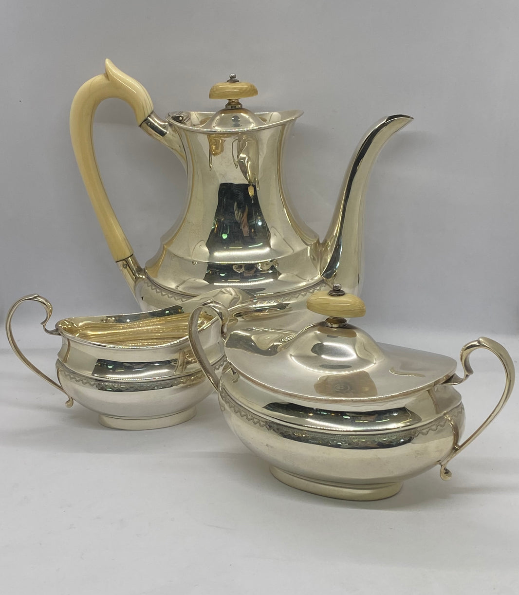 Antique Ivory | Cache Antiques – cacheantiquessydney